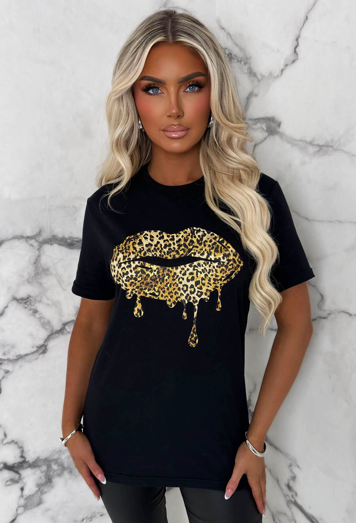 Lissa Black Gold Foil Leopard Print Kiss T-Shirt | Pink Boutique